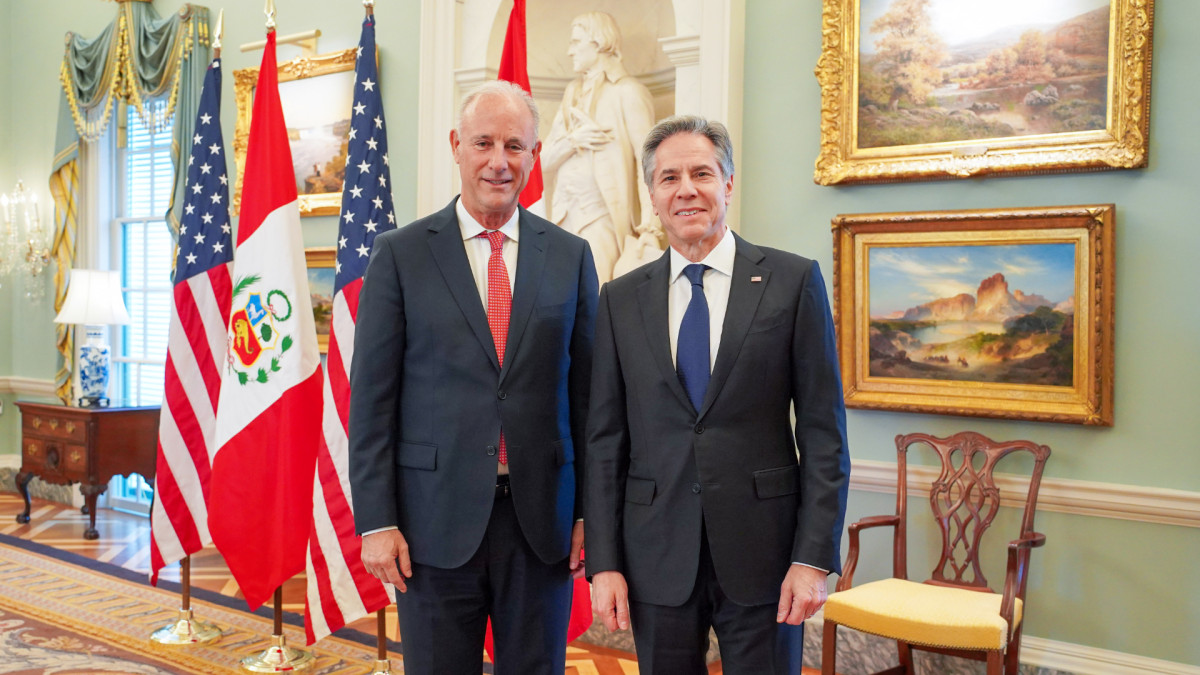 Former Foreign Minister of Peru: 'I am clear about what benefits the ...